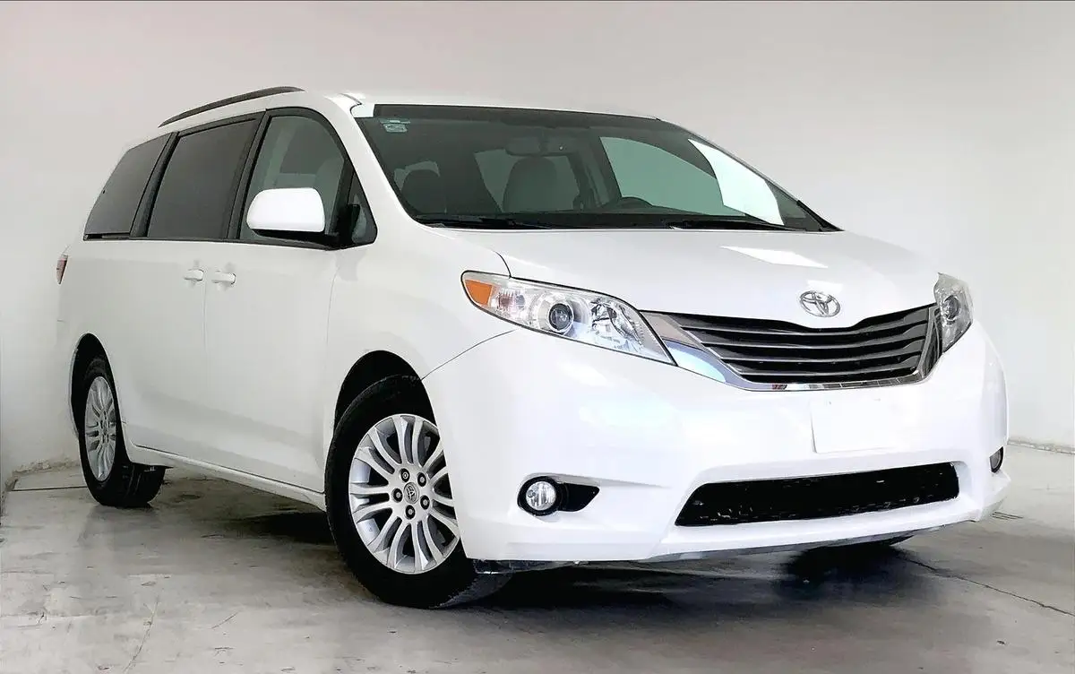 2015 Toyota Sienna vehículos usados están en venta en México - AutoList.mx