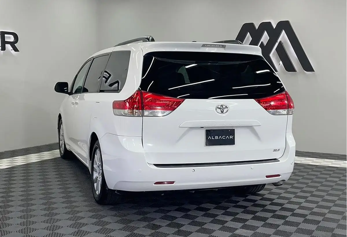 2012 Toyota Sienna vehículos usados están en venta en México - AutoList.mx