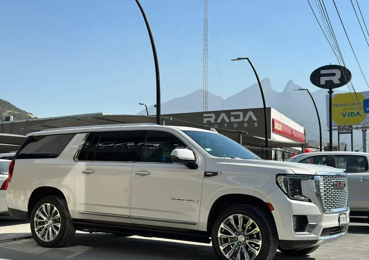 2021 GMC Yukon vehículos usados están en venta en México - AutoList.mx