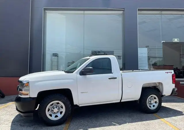 2018 Chevrolet Silverado vehículos usados están en venta en Xochimilco ...